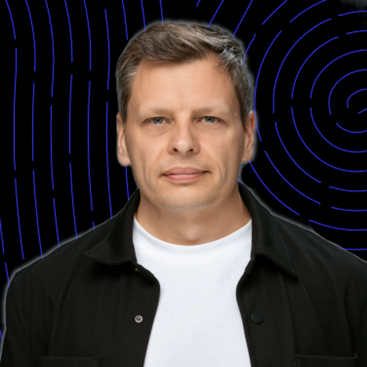 SolutionLab | Untangling tech for you