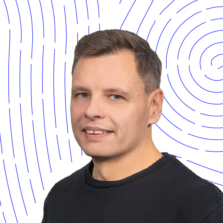 SolutionLab | Untangling tech for you